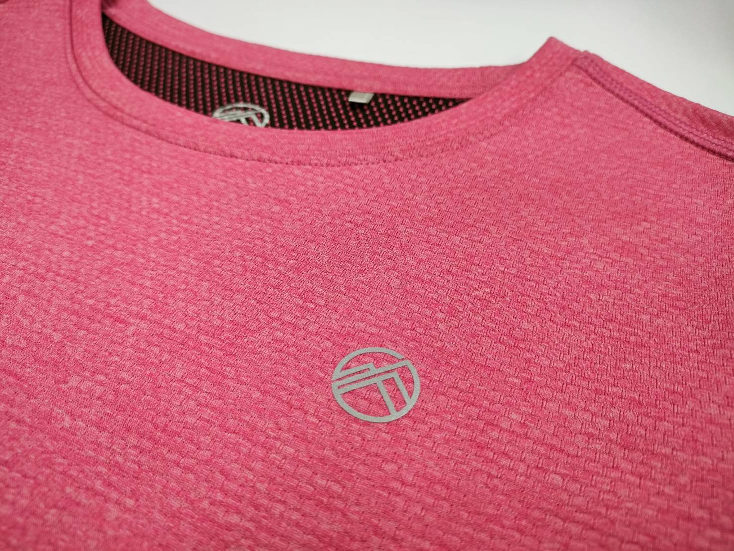 博客來-【HAKERS 哈克士】女款 PP紗防曬抗菌短袖排汗衣(抗UV/抗污/抗敏/吸濕排汗/登山健行/休閒運動皆適宜) XL 海軍藍