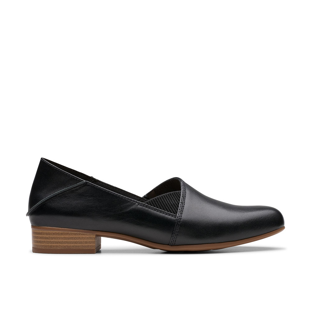 最新商品頁 - Clarks