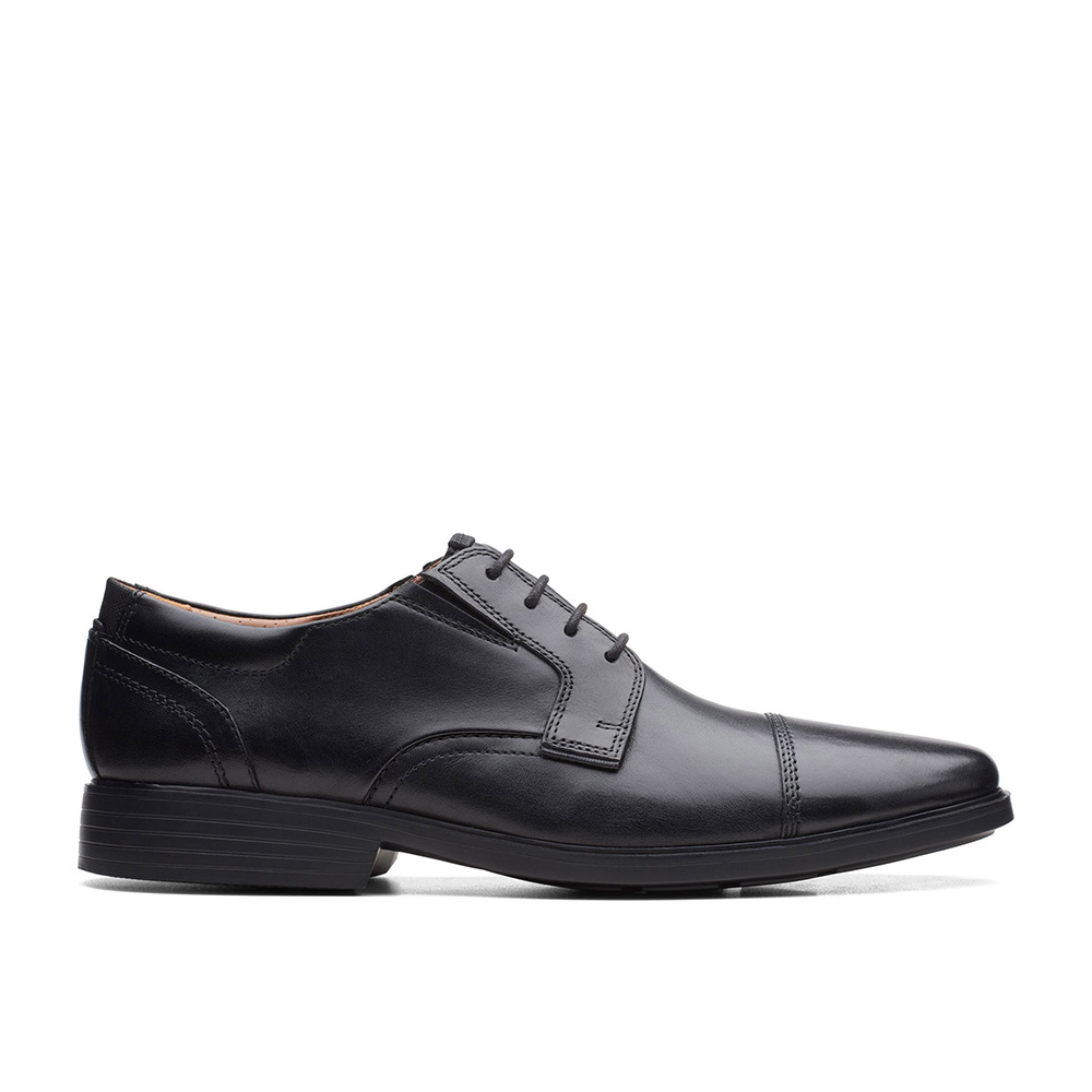 最新商品頁 - Clarks
