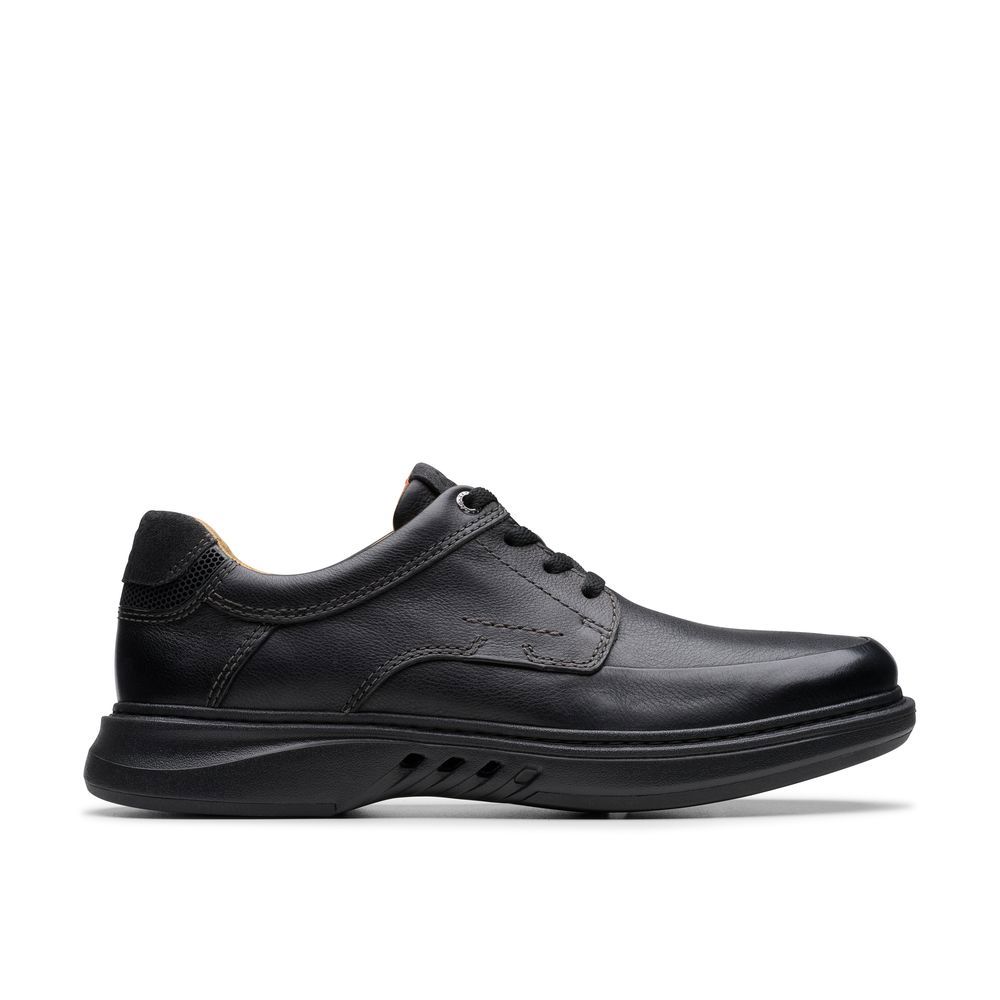 最新商品頁 - Clarks