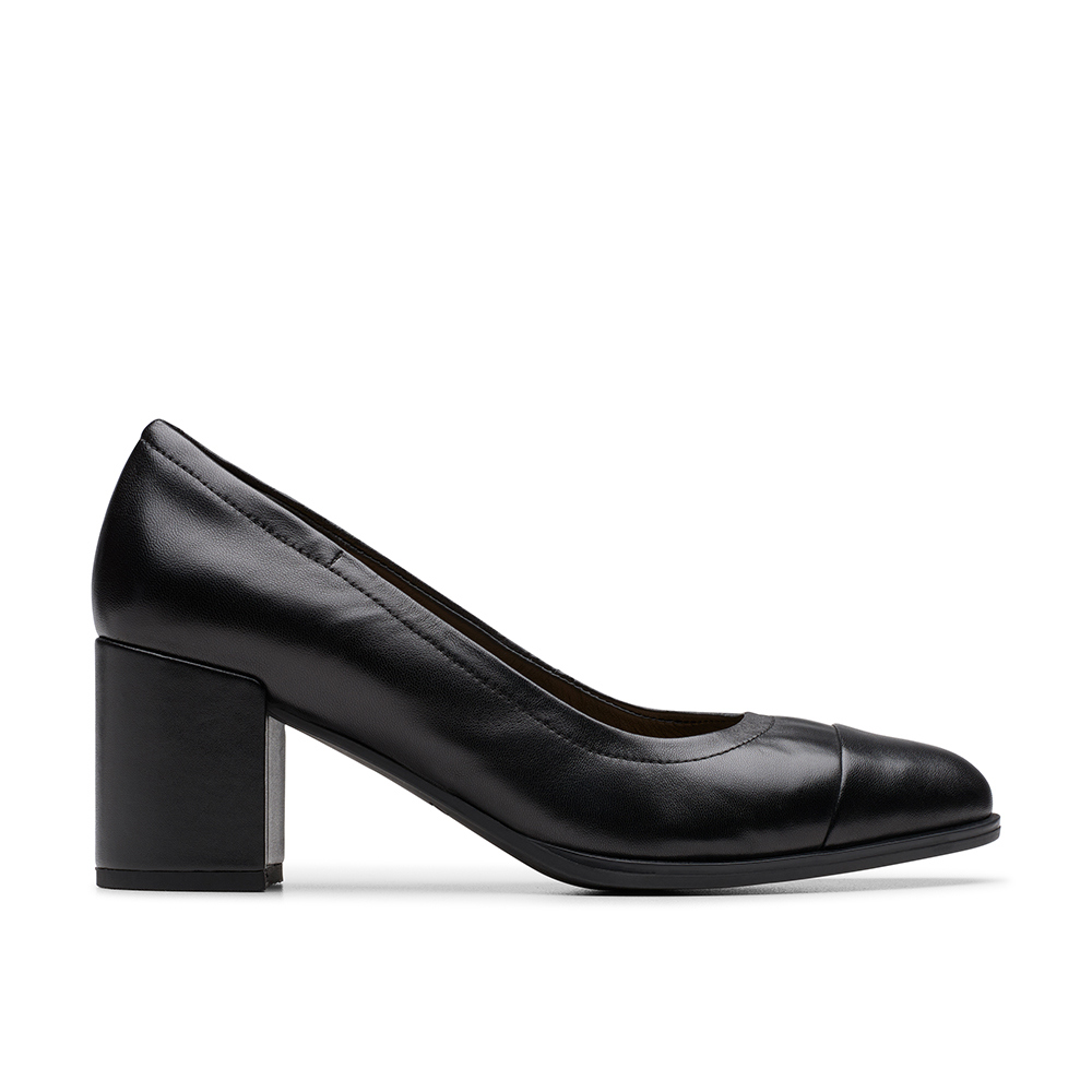 最新商品頁 - Clarks