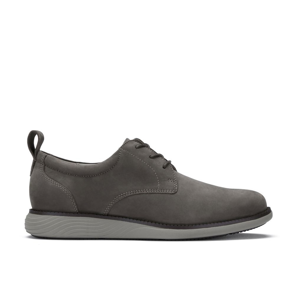 最新商品頁 - Clarks