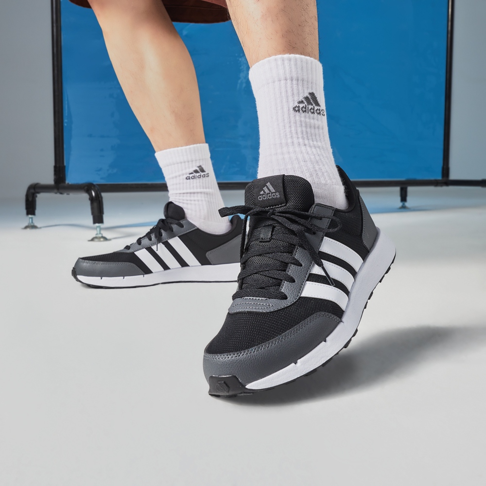 RUN 50S 跑鞋 IF1553 | adidas台灣官方購物網站